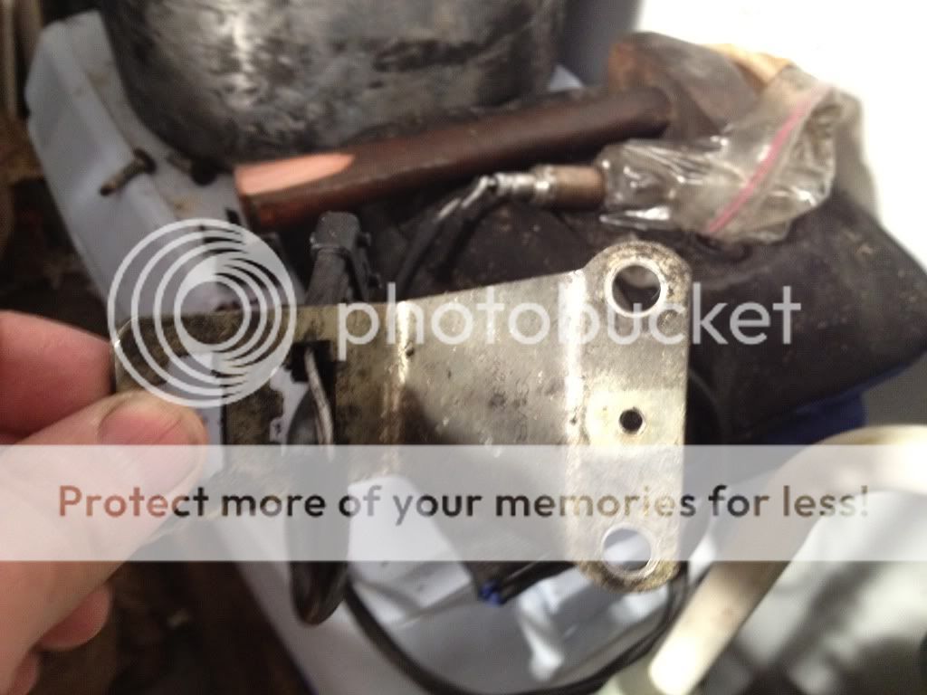 Where does this bracket go??? | SaabCentral Forums