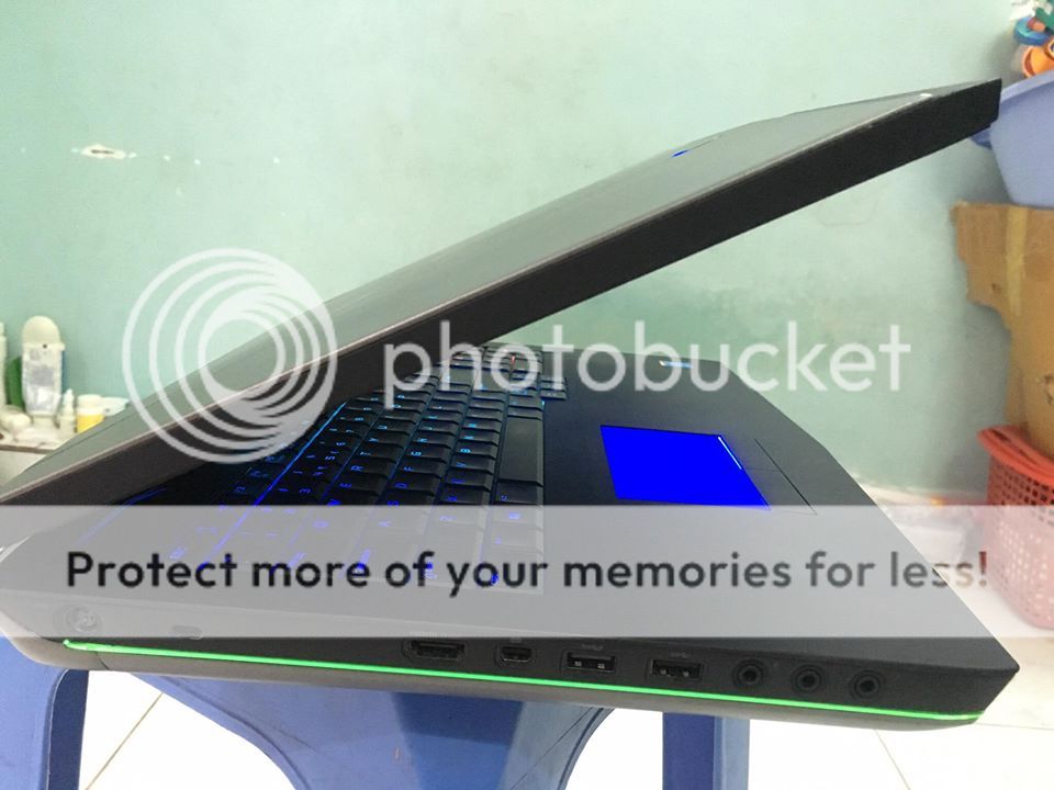 Dell Alienware M17x R5 - máy đẹp keng - 19.500.000đ | Nhật tảo